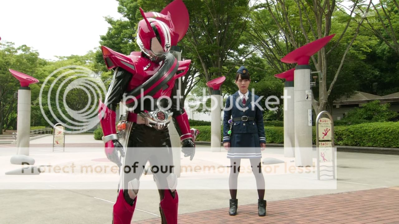 Recap: Kamen Rider Drive, Episode 1 – Why Has My Time Stopped ...